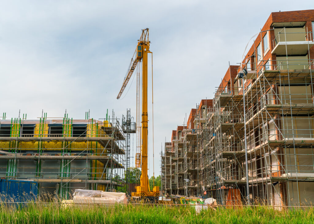 Hoge productiegroei bouwsector in de komende twee jaar - BouwPlus